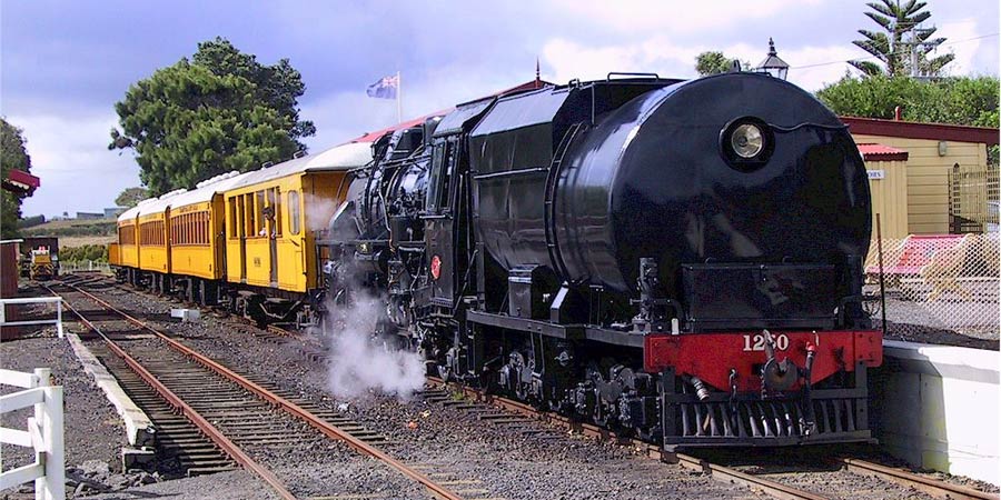 Glenbrook Vintage Railway - Rail Tours | Great Rail Journeys