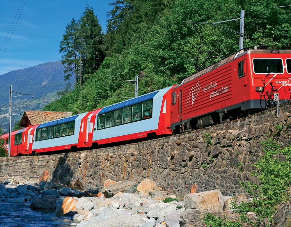 Traditional Glacier Express Tour | Great Rail Journeys